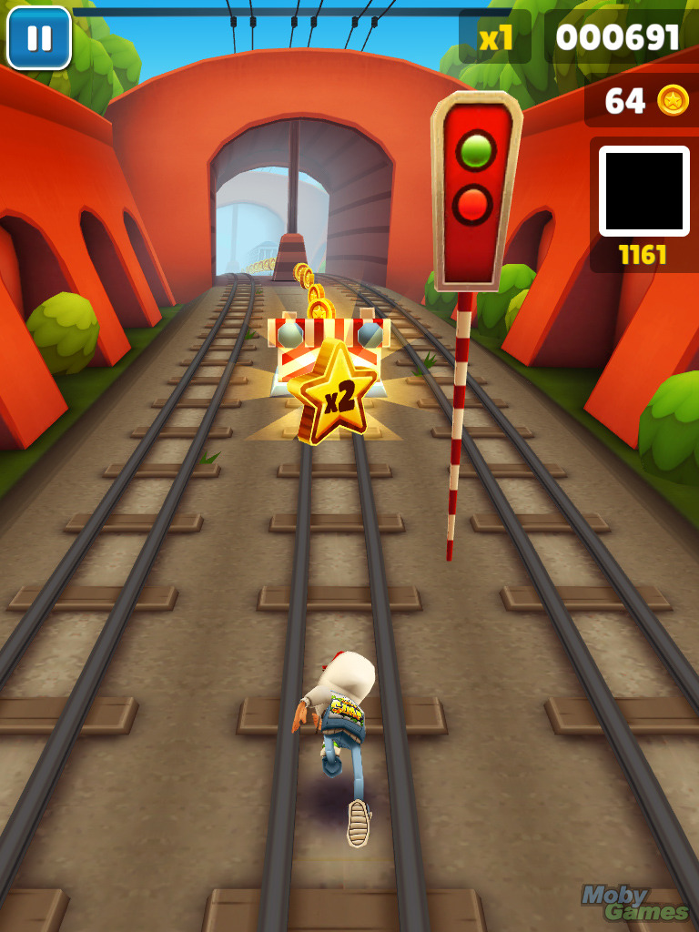 طريقة اللعب في Subway Surfers